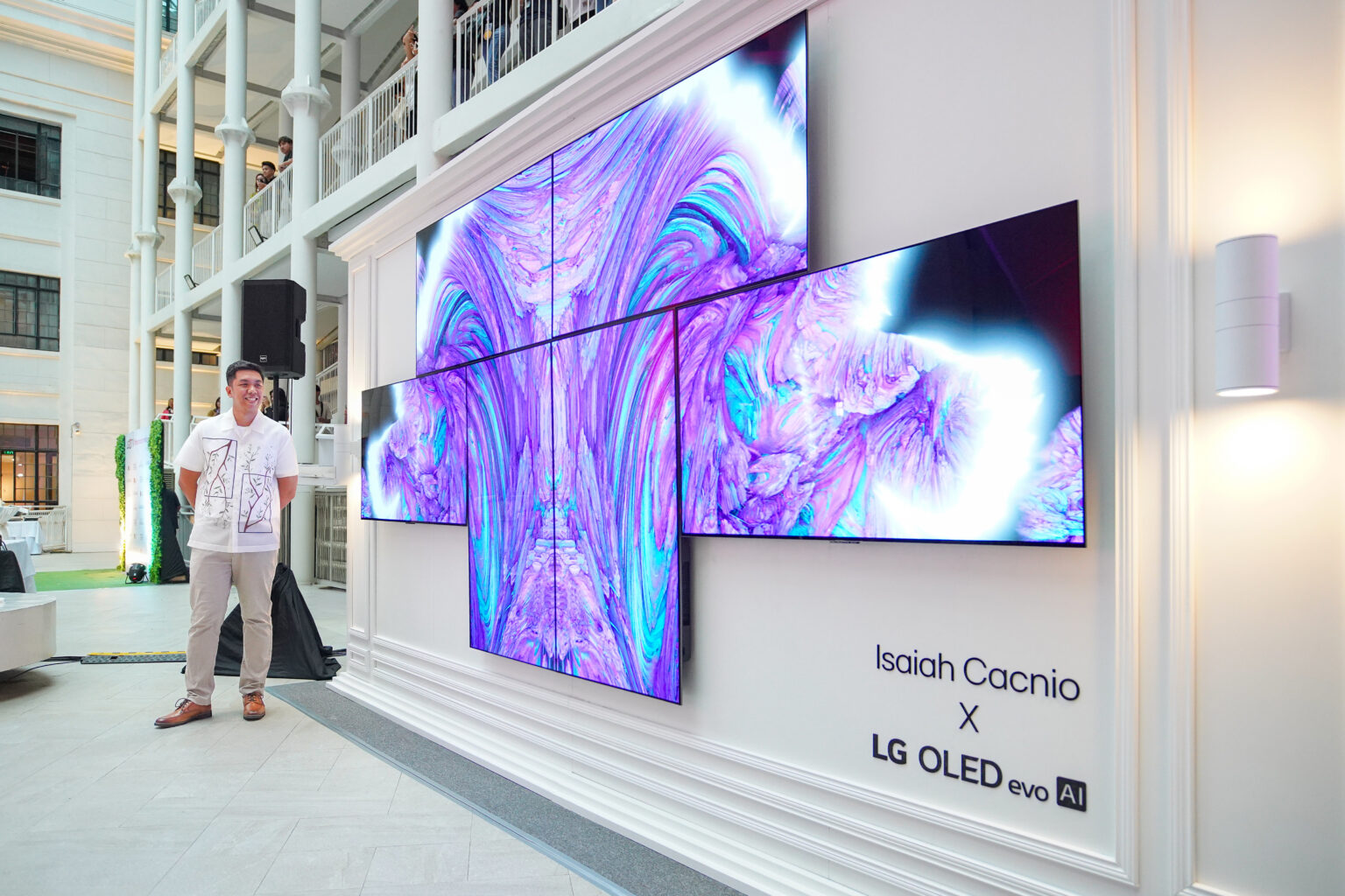 Celebrating 12 Years of OLED Excellence, LG Showcases “Fragments” by ...