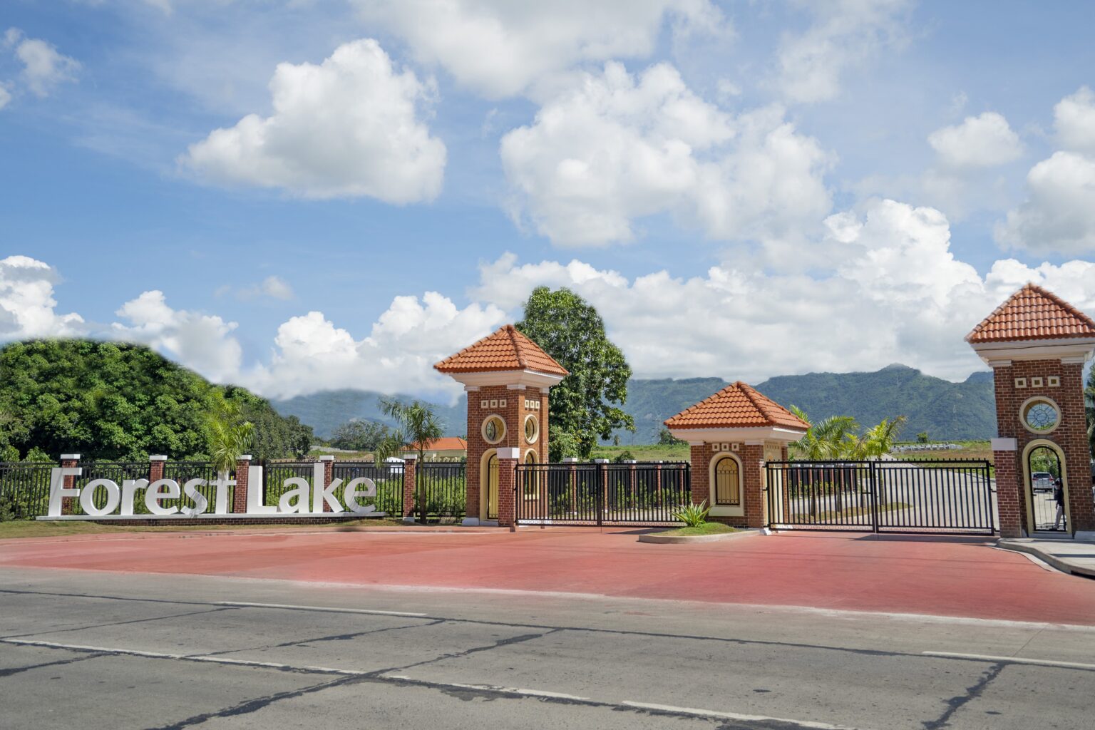 Leading the way: Forest Lake builds legacy as premier memorial park ...