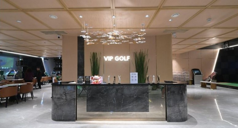 Elevating the Golfing Experience: VIP Golf’s Grand Opening at MET Live ...