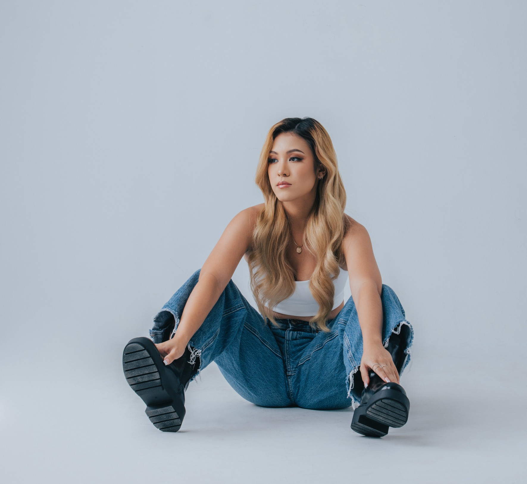 Malaysian singer-songwriter liesl-mae opens up about depression on her ...